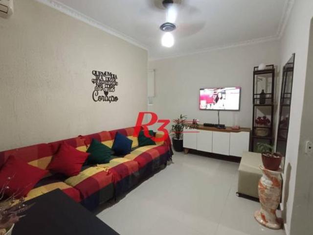 Apartamento com 2 dormitórios à venda, 76 m² por R$ 380.000,00 Campo Grande Santos/SP