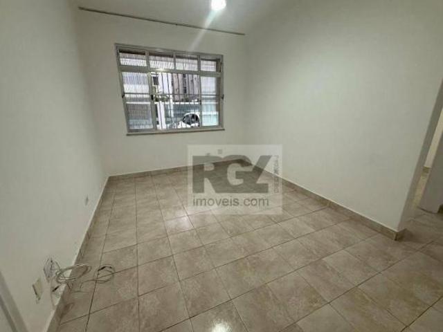 Apartamento com 2 dormitórios à venda, 76 m² por R$ 470.000,00 Boqueirão Santos/SP