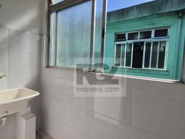 Apartamento com 2 dormitórios à venda, 77 m² por R$ 265.000,00 Macuco Santos/SP