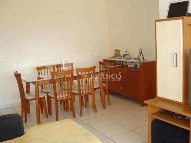 Apartamento com 2 dormitórios à venda, 78 m² por R$ 250.000,00 Vila São Geraldo Taubaté/SP