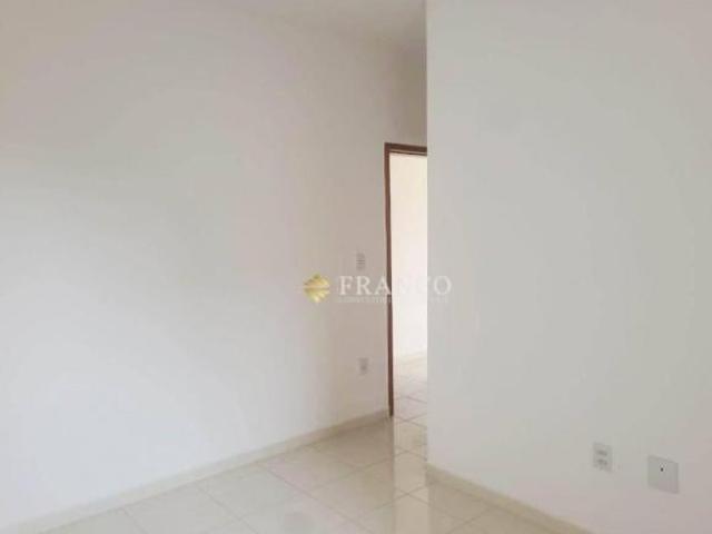 Apartamento com 2 dormitórios à venda, 78 m² por R$ 260.000,00 Esplanada Independência Taubaté/S
