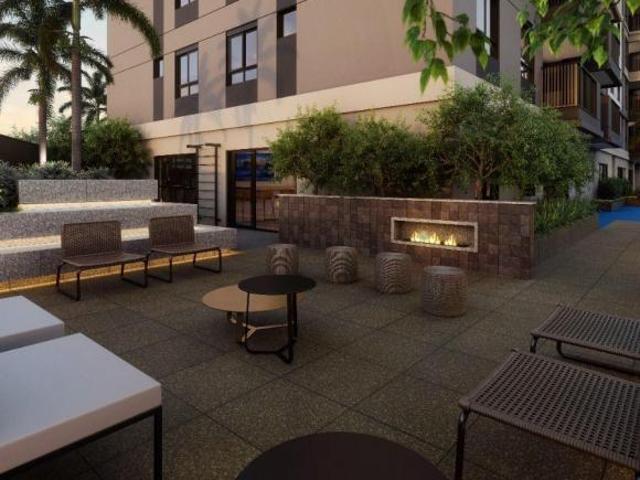 Apartamento com 2 dormitórios à venda, 70 m² no Centro de Barueri/SP