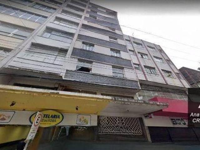 Apartamento com 2 dormitórios à venda, 70 m² por R$ 185.000,00 Centro Juiz de Fora/MG