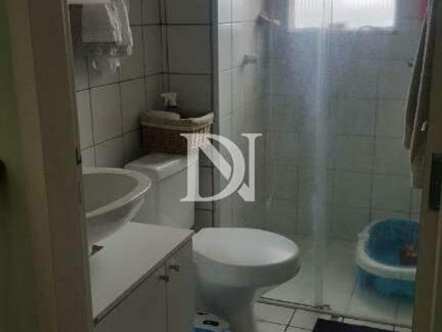 Apartamento com 2 dormitórios à venda, 70 m² por R$ 230.000,00 Condomínio Residencial Villas de Es