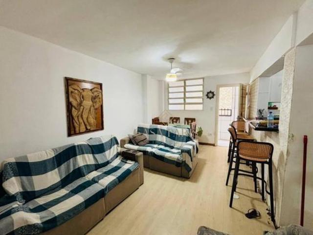 Apartamento com 2 dormitórios à venda, 70 m² por R$ 320.000,00 Ocian Praia Grande/SP
