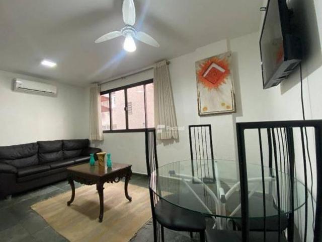 Apartamento com 2 dormitórios à venda, 70 m² por R$ 350.000,00 Enseada Guarujá/SP