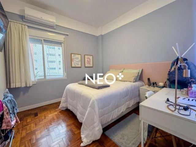 Apartamento com 2 dormitórios à venda, 70 m² por R$ 670.000,00 Boqueirão Santos/SP