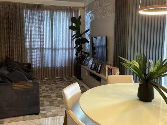 Apartamento com 2 dormitórios à venda, 70 m² por R$ 700.000,00 Centro Cascavel/PR