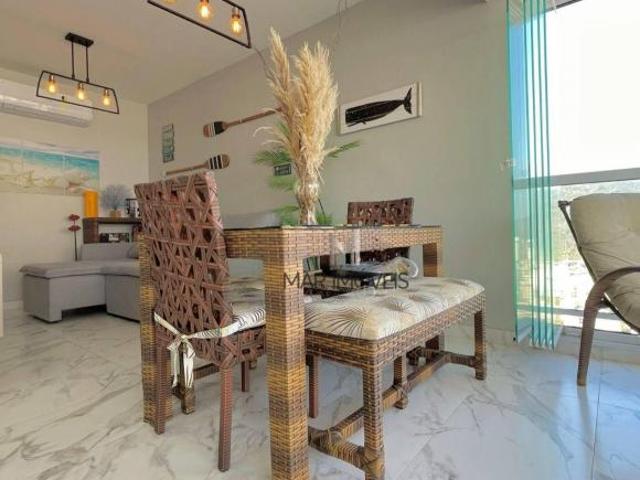 Apartamento com 2 dormitórios à venda, 70 m² por R$ 720.000,00 Praia da Enseada Guarujá/SP