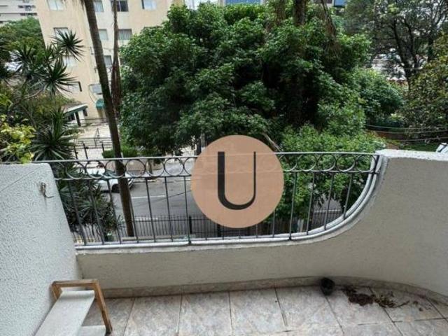 Apartamento com 2 dormitórios à venda, 70 m² por R$ 850.000,00 Itaim São Paulo/SP