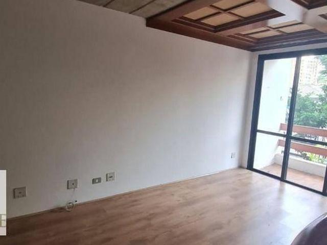 Apartamento com 2 dormitórios à venda, 70 m² por R$ 900.000,00 Moema São Paulo/SP