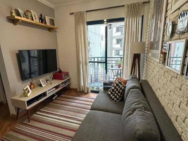 Apartamento com 2 dormitórios à venda, 70 m² por R$ 950.000,00 Moema São Paulo/SP