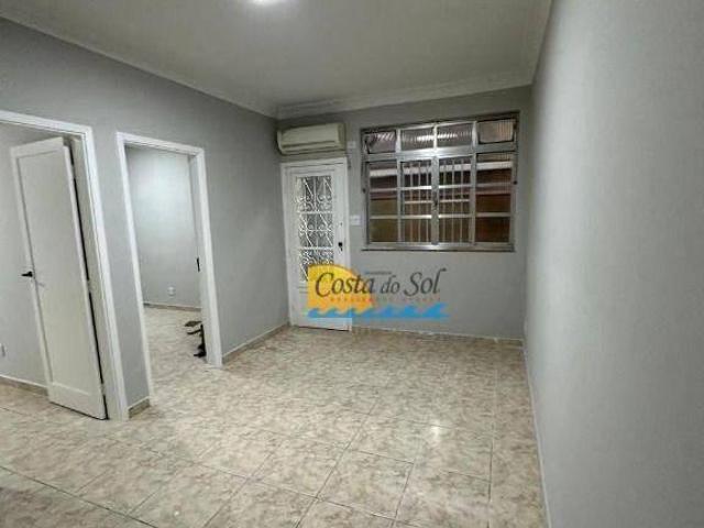 Apartamento com 2 dormitórios à venda, 71 m² por R$ 280.000,00 Macuco Santos/SP