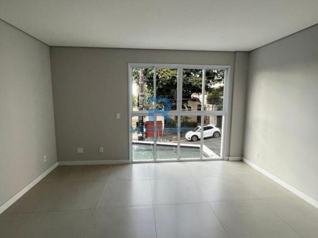 Apartamento com 2 dormitórios à venda, 72 m²