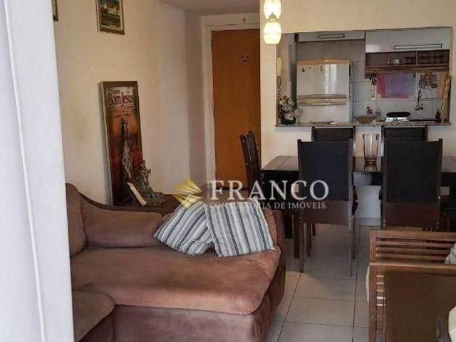 Apartamento com 2 dormitórios à venda, 72 m² Jardim Maria Augusta Taubaté/SP