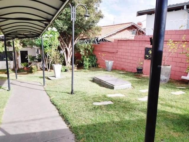 Apartamento com 2 dormitórios à venda, 72 m² por R$ 190.000,00 Jaraguá Piracicaba/SP