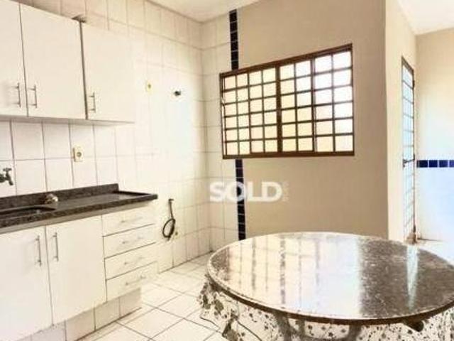 Apartamento com 2 dormitórios à venda, 72 m² por R$ 255.000 Prolongamento Vila Industrial Franca