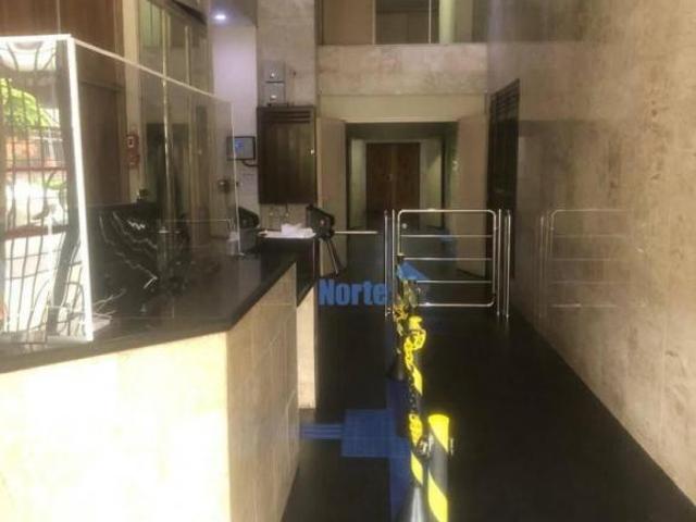 Apartamento com 2 dormitórios à venda, 72 m² por R$ 400.000 Centro São Paulo/SP.