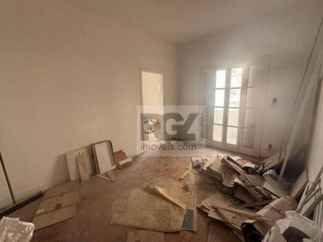 Apartamento com 2 dormitórios à venda, 72 m² por R$ 530.000,00 Embaré Santos/SP