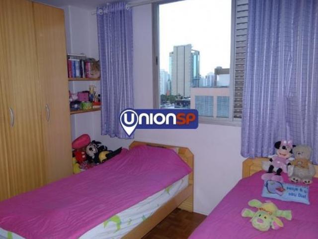 Apartamento com 2 dormitórios à venda, 72 m² por R$ 850.000,00 Vila Nova Conceição São Paulo/SP