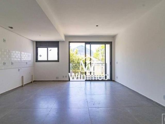 Apartamento com 2 dormitórios à venda, 72 m² por R$ 956.000,00 Chácara das Pedras Porto Alegre/R