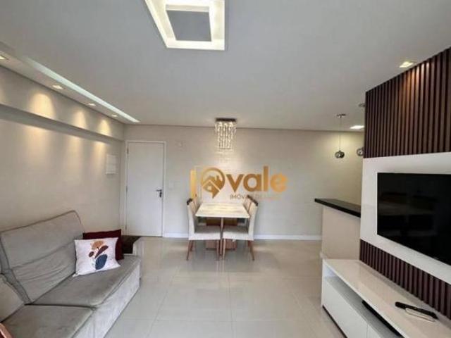 Apartamento com 2 dormitórios à venda, 72 m² Villa Branca Jacareí/SP