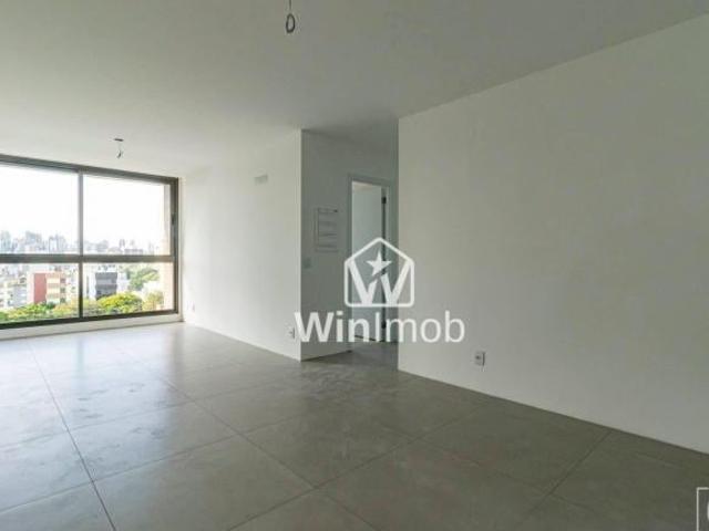 Apartamento com 2 dormitórios à venda, 73 m² por R$ 990.000,00 Petrópolis Porto Alegre/RS
