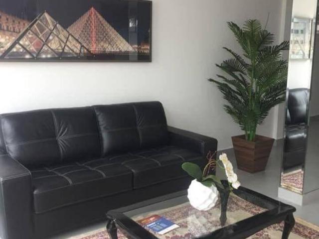 Apartamento com 2 dormitórios à venda, 84 m² por R$ 390.000,00 FAG Cascavel/PR