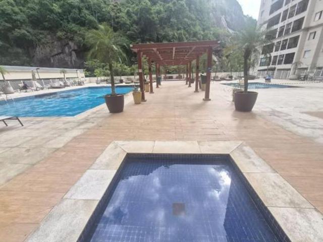 Apartamento com 2 dormitórios à venda, 84 m² por R$ 825.000,00 Marapé Santos/SP