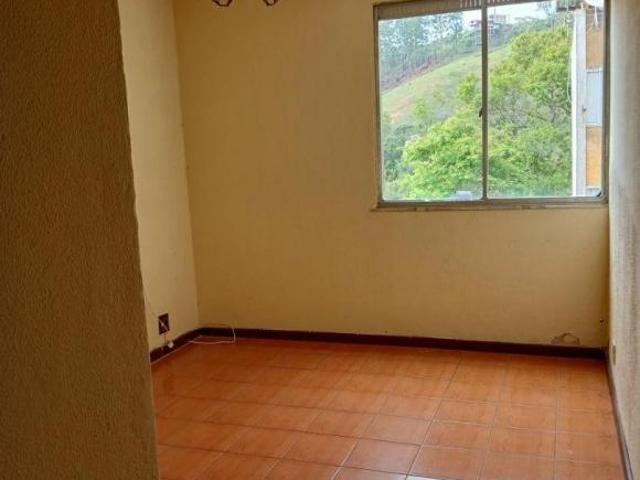 Apartamento com 2 dormitórios à venda, 88 m² por R$ 165.000 Borboleta Juiz de Fora/MG