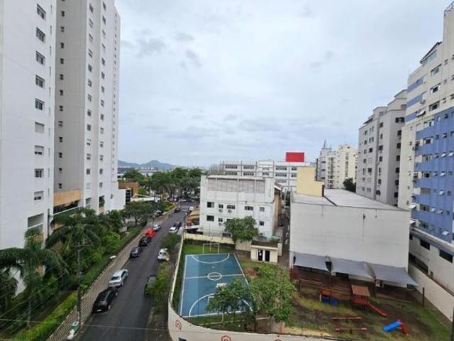 Apartamento com 2 dormitórios à venda, 89 m² por R$ 530.000,00 Ponta da Praia Santos/SP