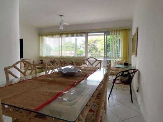 Apartamento com 2 dormitórios à venda, 80 m² por R$ 370.000,00 Enseada Guarujá/SP