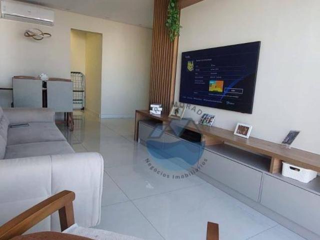Apartamento com 2 dormitórios à venda, 82 m² por R$ 825.000,00 Marapé Santos/SP