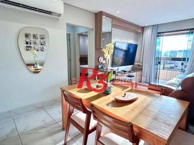 Apartamento com 2 dormitórios à venda, 82 m² por R$ 900.000,00 Embaré Santos/SP