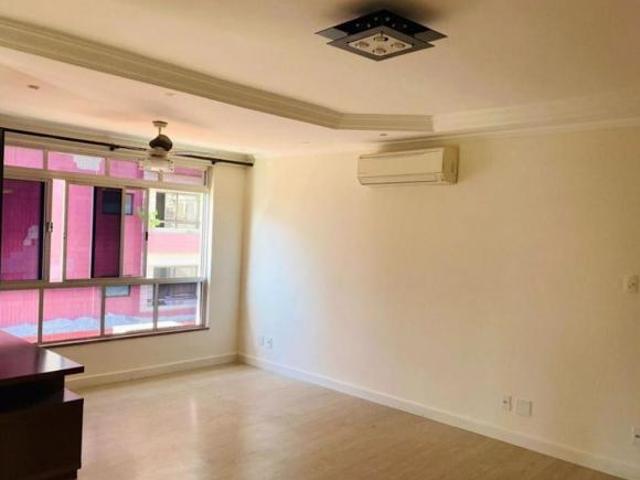 Apartamento com 2 dormitórios à venda, 98 m² por R$ 532.000,00 Embaré Santos/SP