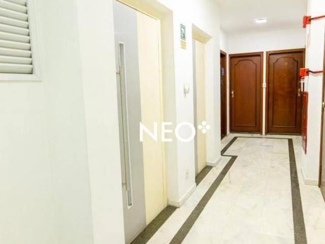 Apartamento com 2 dormitórios à venda, 98 m² por R$ 890.000,00 Ponta da Praia Santos/SP