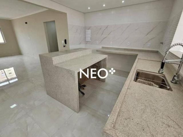 Apartamento com 2 dormitórios à venda, 98 m² por R$ 950.000,00 Boqueirão Santos/SP