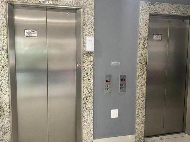 Apartamento com 2 dormitórios à venda, 90 m² por R$ 590.000,00 Vila Assunção Praia Grande/SP