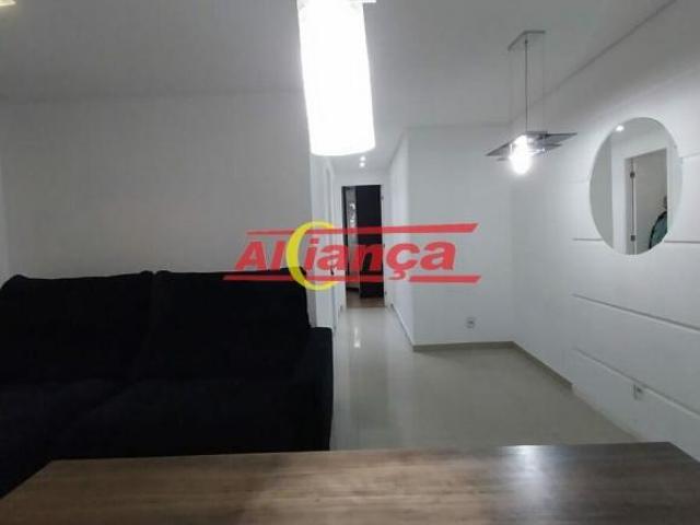 Apartamento com 2 dormitórios, banheiro, vaga Vila Augusta Guarulhos
