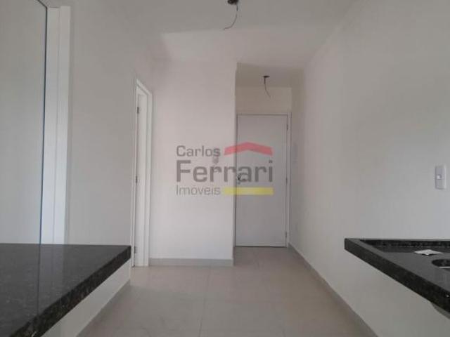 APARTAMENTO COM 2 DORMITÓRIOS BEM NO MIOLO DE SANTANA