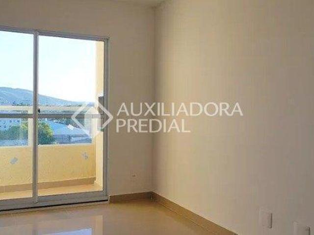 Apartamento com 2 dormitórios, com elevador e vaga de garagem
