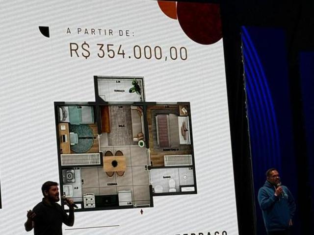 Apartamento com 2 dormitórios, com varanda na Chácara Santo Antônio