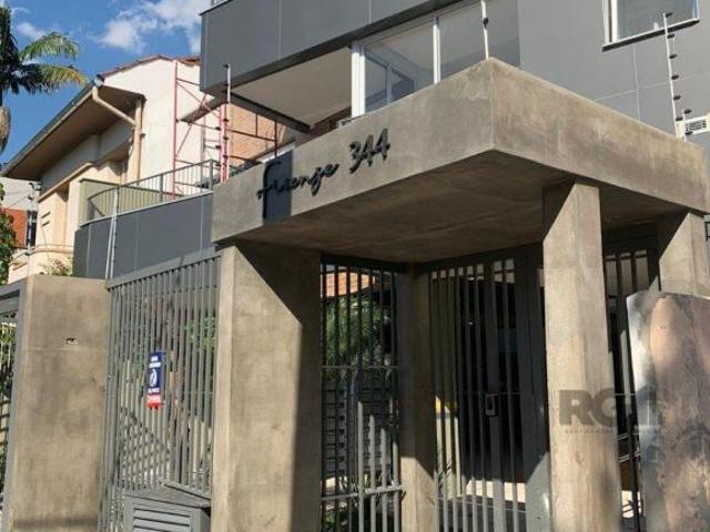 Apartamento com 2 Dormitórios e Duas Vagas a venda no Bairro Menino Deus