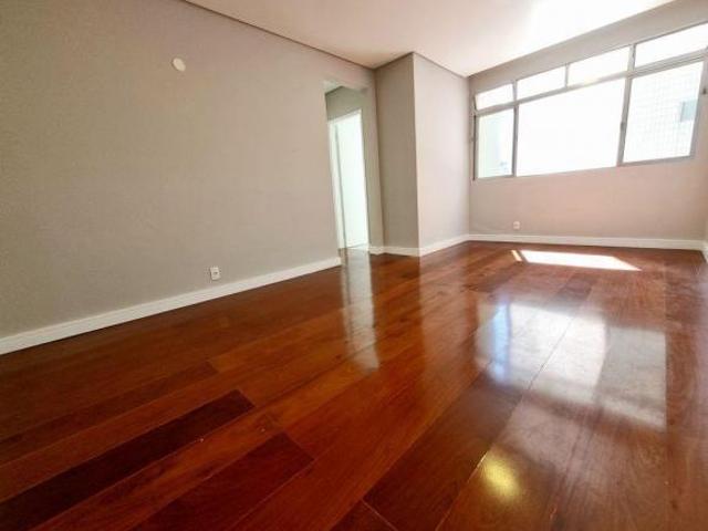 Apartamento com 2 dormitórios e dependência completa, À VENDA, no Campo grande