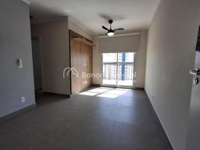 Apartamento com 2 dormitórios e suíte à venda no Centro