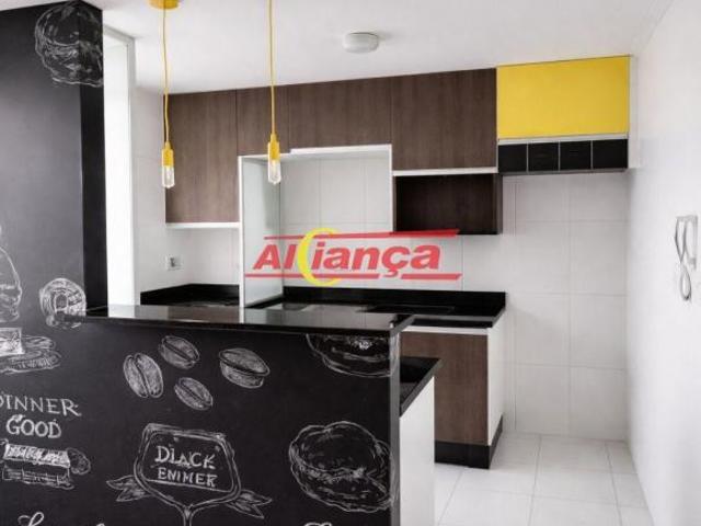 Apartamento com 2 dormitórios e vaga de garagem no bairro Água Chata Guarulhos