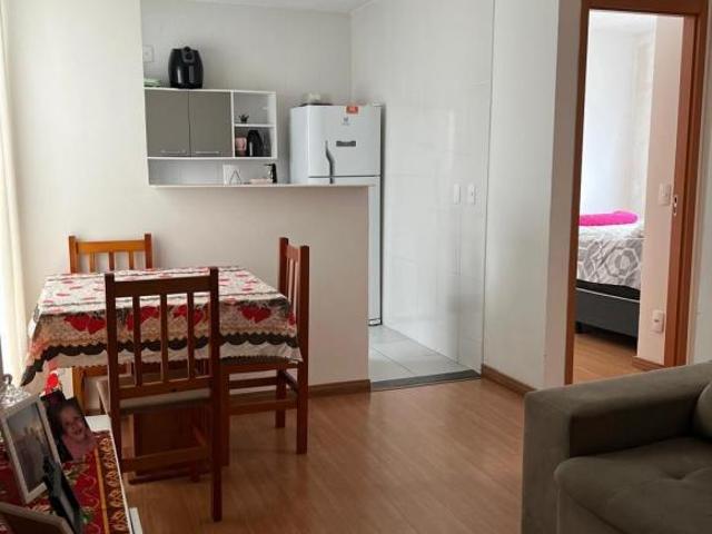 Apartamento com 2 dormitórios e vaga na Protásio Alves