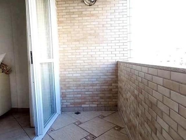 Apartamento com 2 dormitórios e vista para o mar em Santos