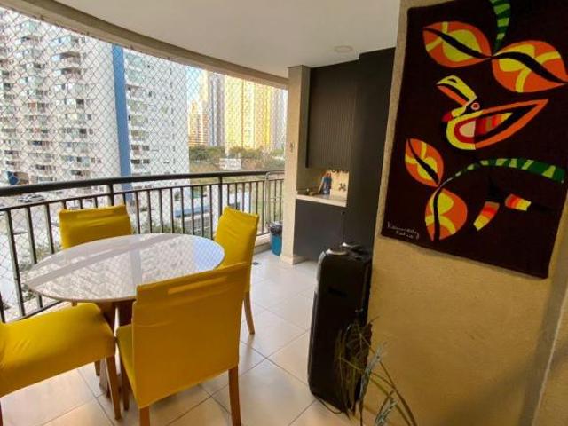 Apartamento com 2 dormitórios e 1 suíte, 65 m², à venda por R$ 954.000
