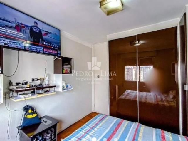 Apartamento com 2 dormitórios e 1 vaga à venda em Mooca. Condomínio Atenas